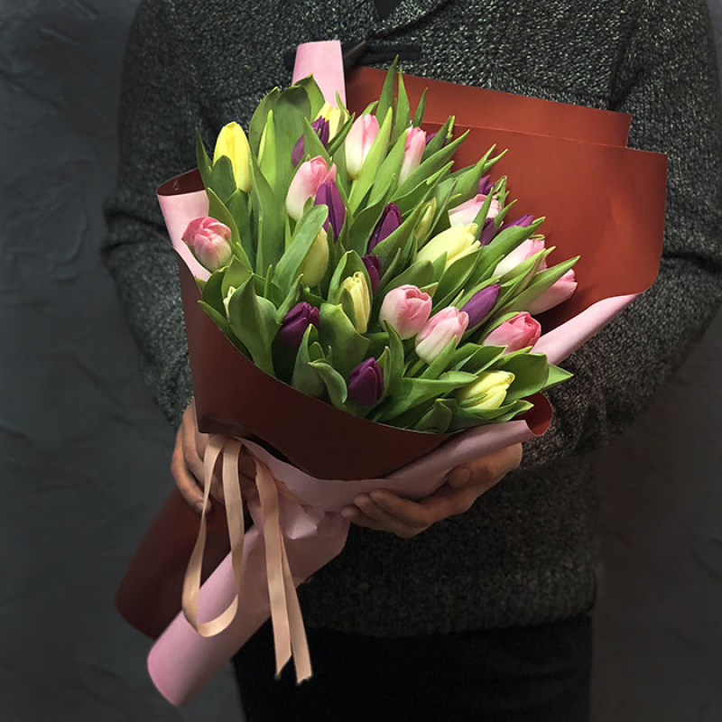 33 tulip mix (3 colors) - buy flowers with delivery | BUKETLAND