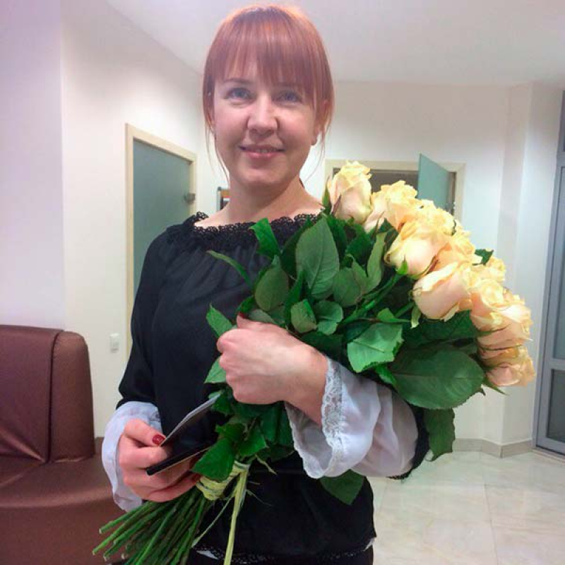 51 beige rose Talea 60 cm - buy flowers with delivery | BUKETLAND